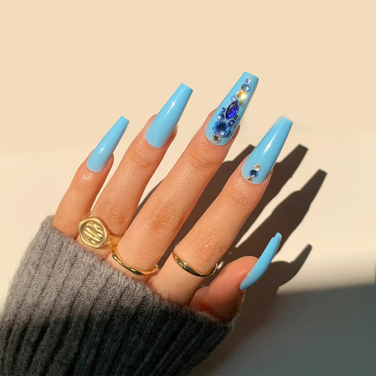 24 pieces New assorted Drag Nails in different colors | Queenofdrag.com